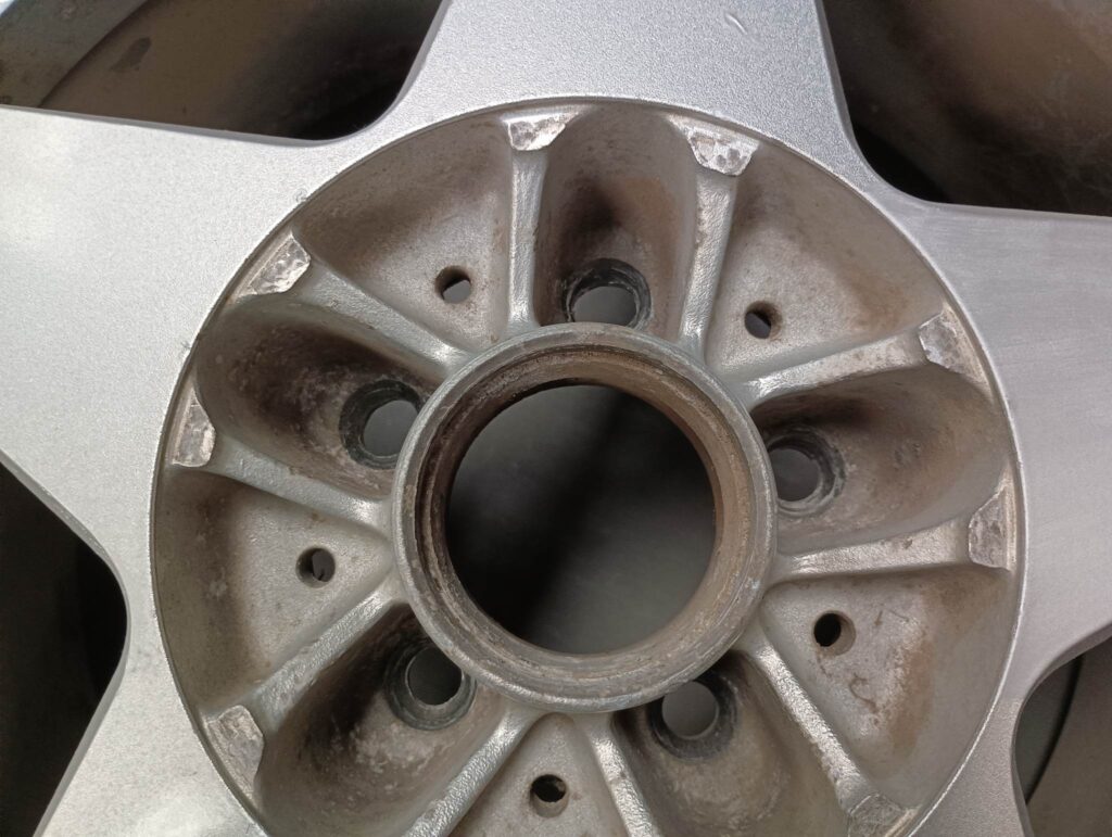 5933-MOMO-ITALY-Five-Star » JDM-PARTS NZ