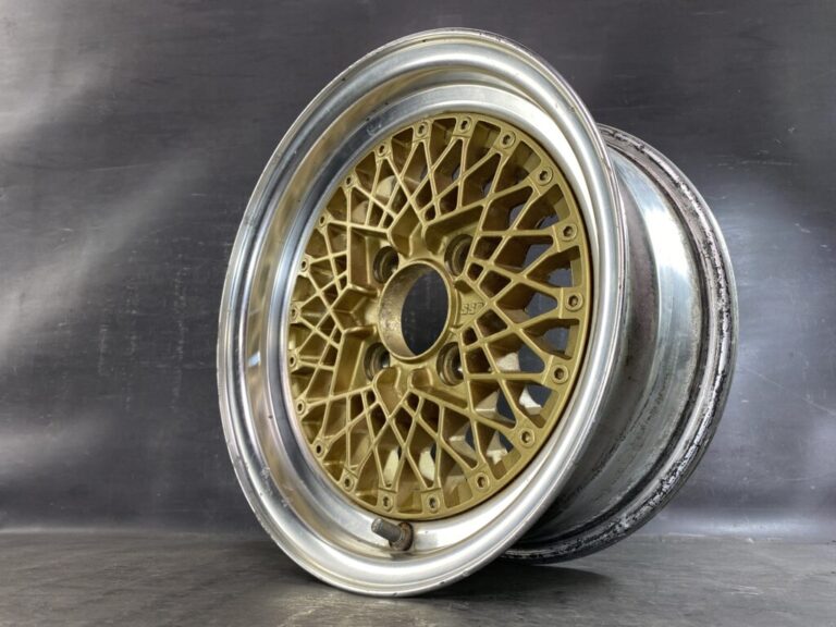 SSR SPEED STAR / STAR FORMULA MESH 3 piece 14x6j +8 4×114.3 CB:72 x4 ...