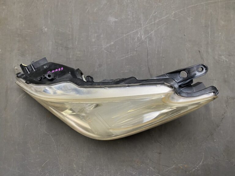 TOYOTA Prius Alpha α ZVW40 ZVW41 Genuine Headlight / KOITO 47-41 / Left ...