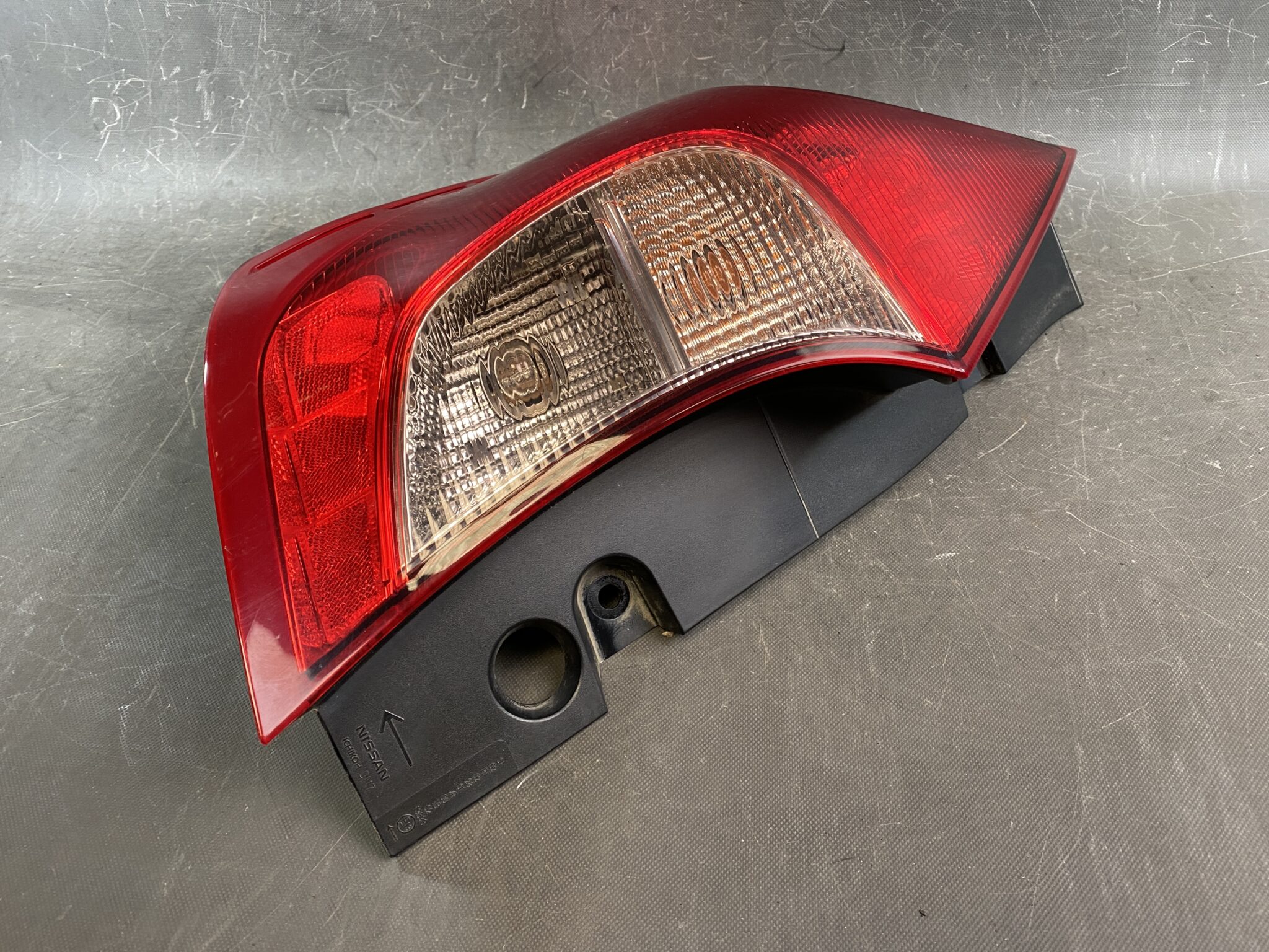 NISSAN NOTE E12 NE12 Genuine Taillight D117 Left Side x1 » JDM-PARTS NZ