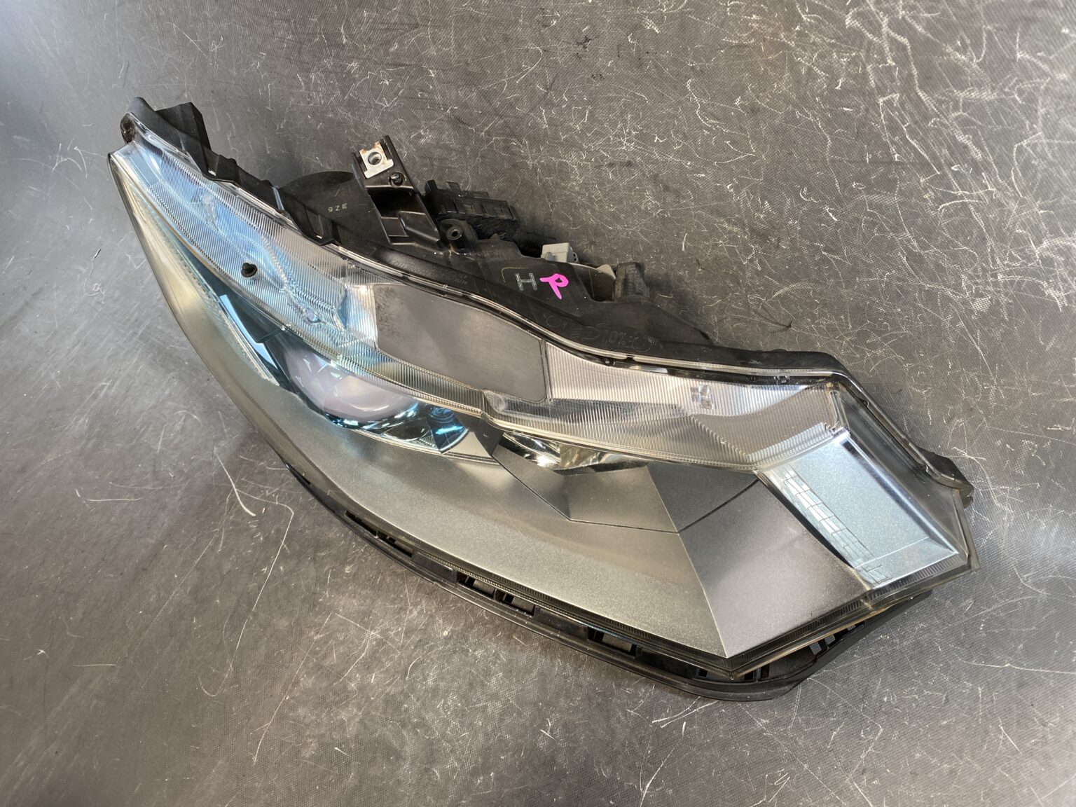 HONDA INSIGHT ZE2 HID Headlight 100-22878 Right Side x1 » JDM-PARTS NZ