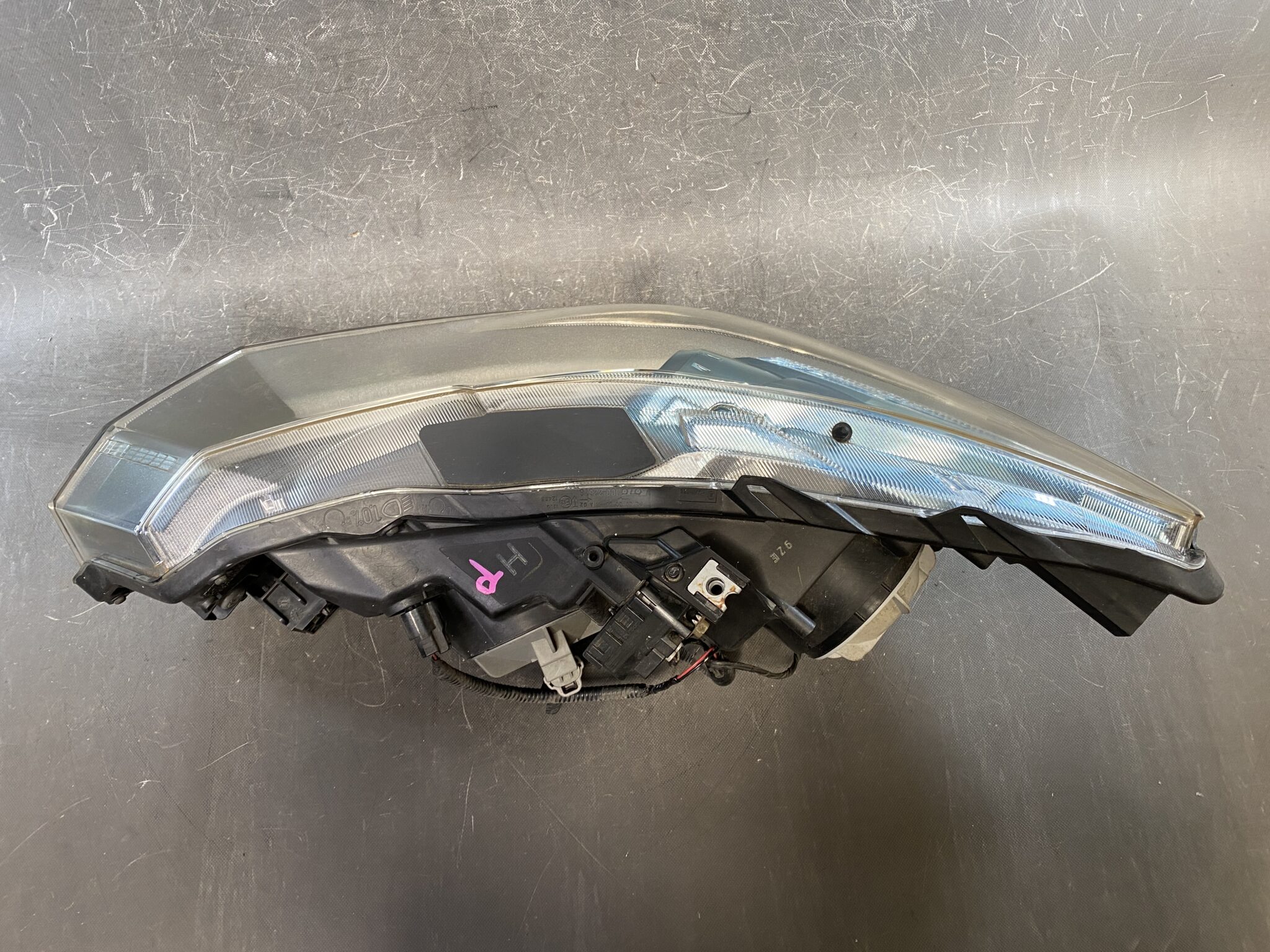 HONDA INSIGHT ZE2 HID Headlight 100-22878 Right Side x1 » JDM-PARTS NZ