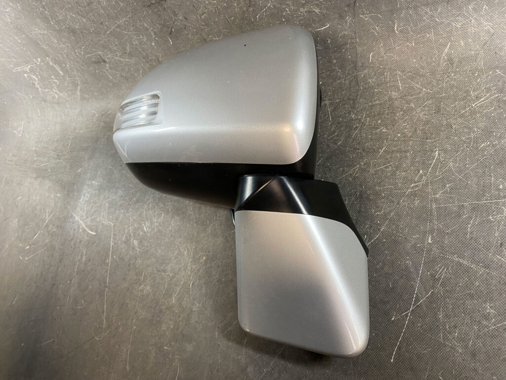 TOYOTA NOAH VOXY ZRR70 ZRR75 Door Mirror 022516 8406 /8873 Right Side ...