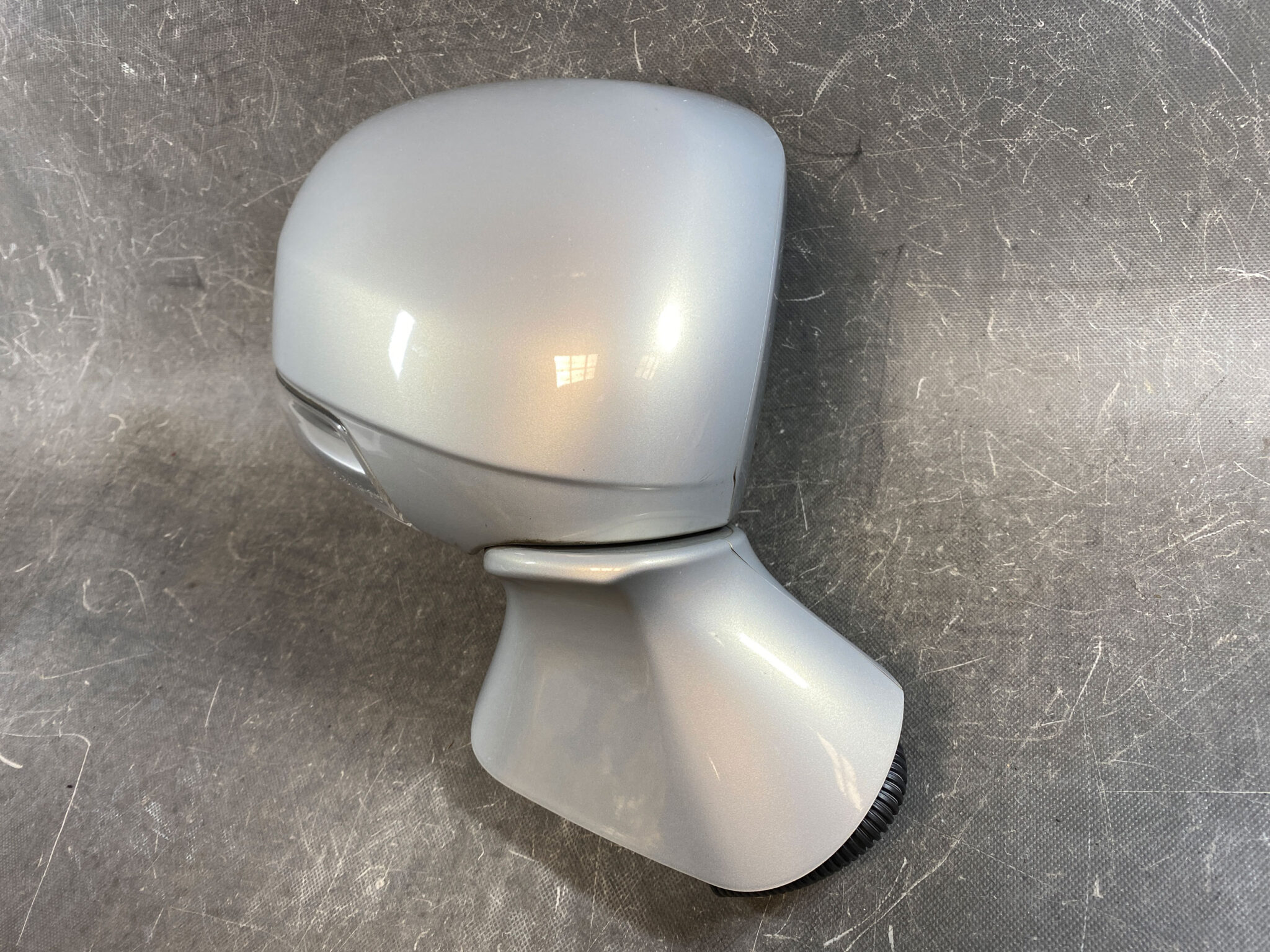 TOYOTA CROWN / CROWN HYBRID GWS204 Door Mirror MITSUBA 30-342 Right ...