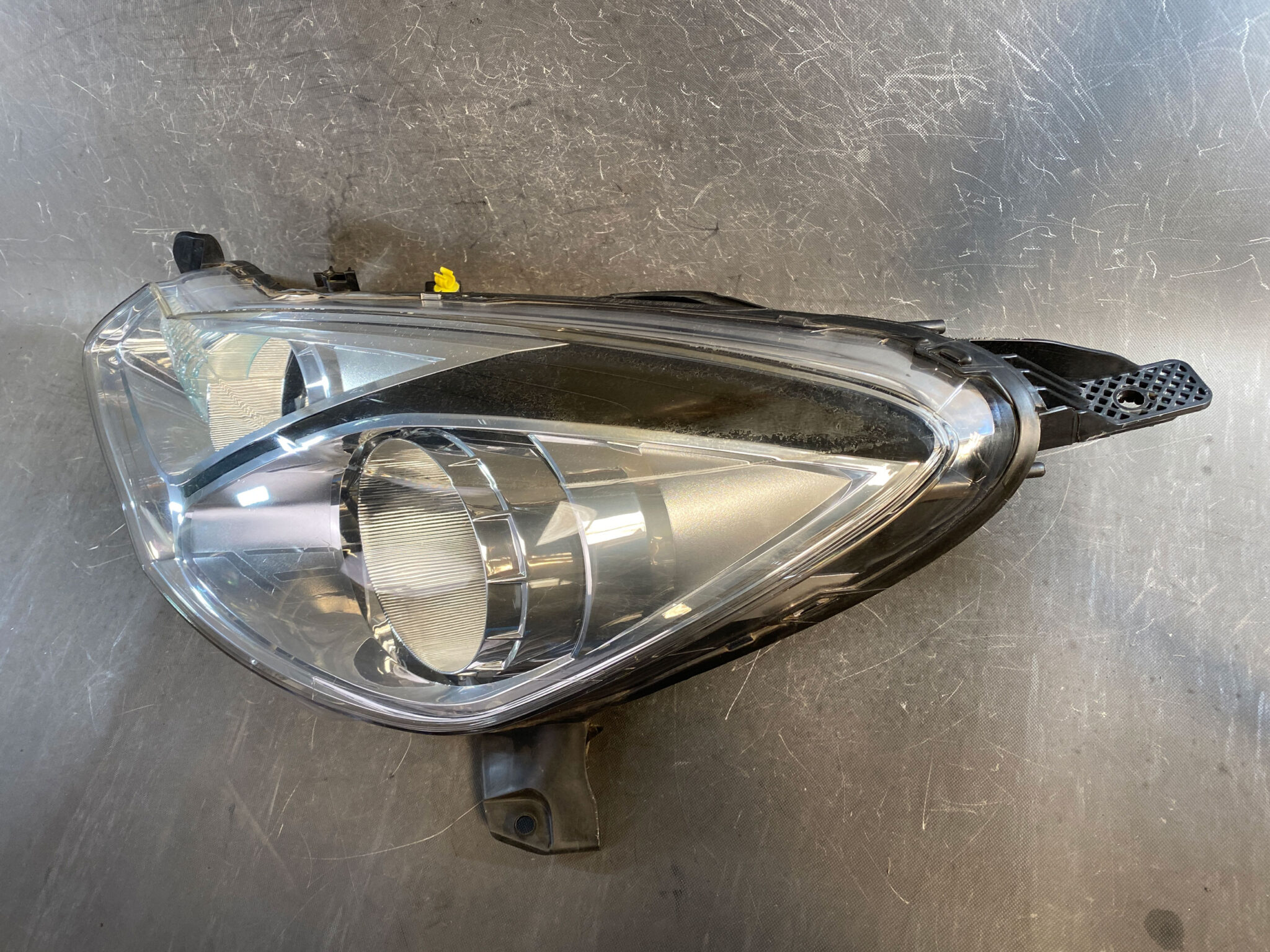 CITROEN DS3 Mk1 Genuine Headlight 9677038380 Left Side x1 » JDM-PARTS NZ
