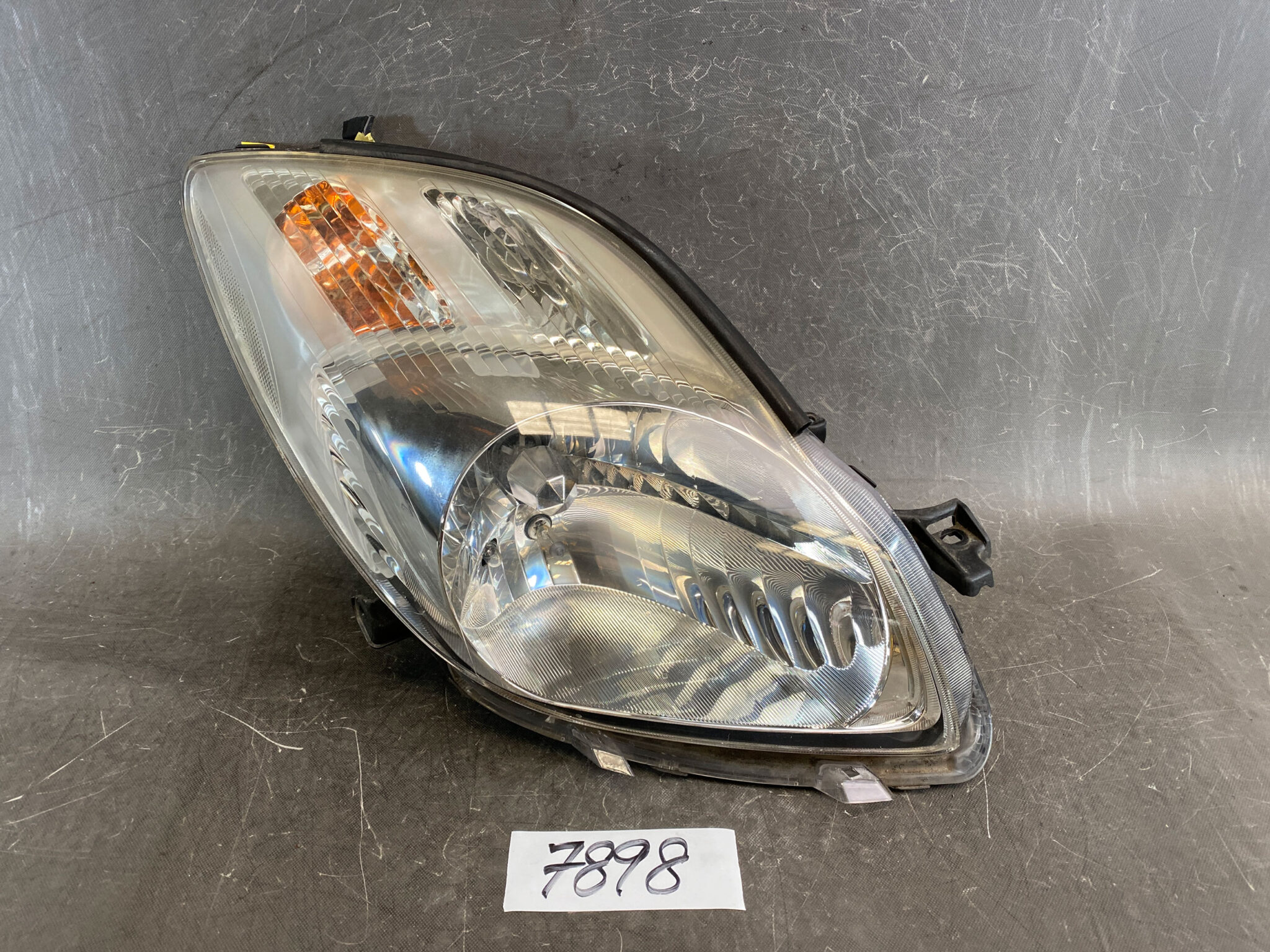 TOYOTA VITZ YARIS SCP90 KSP90 NCP90 NCP91 NCP95 HID Headlight 52-183 ...