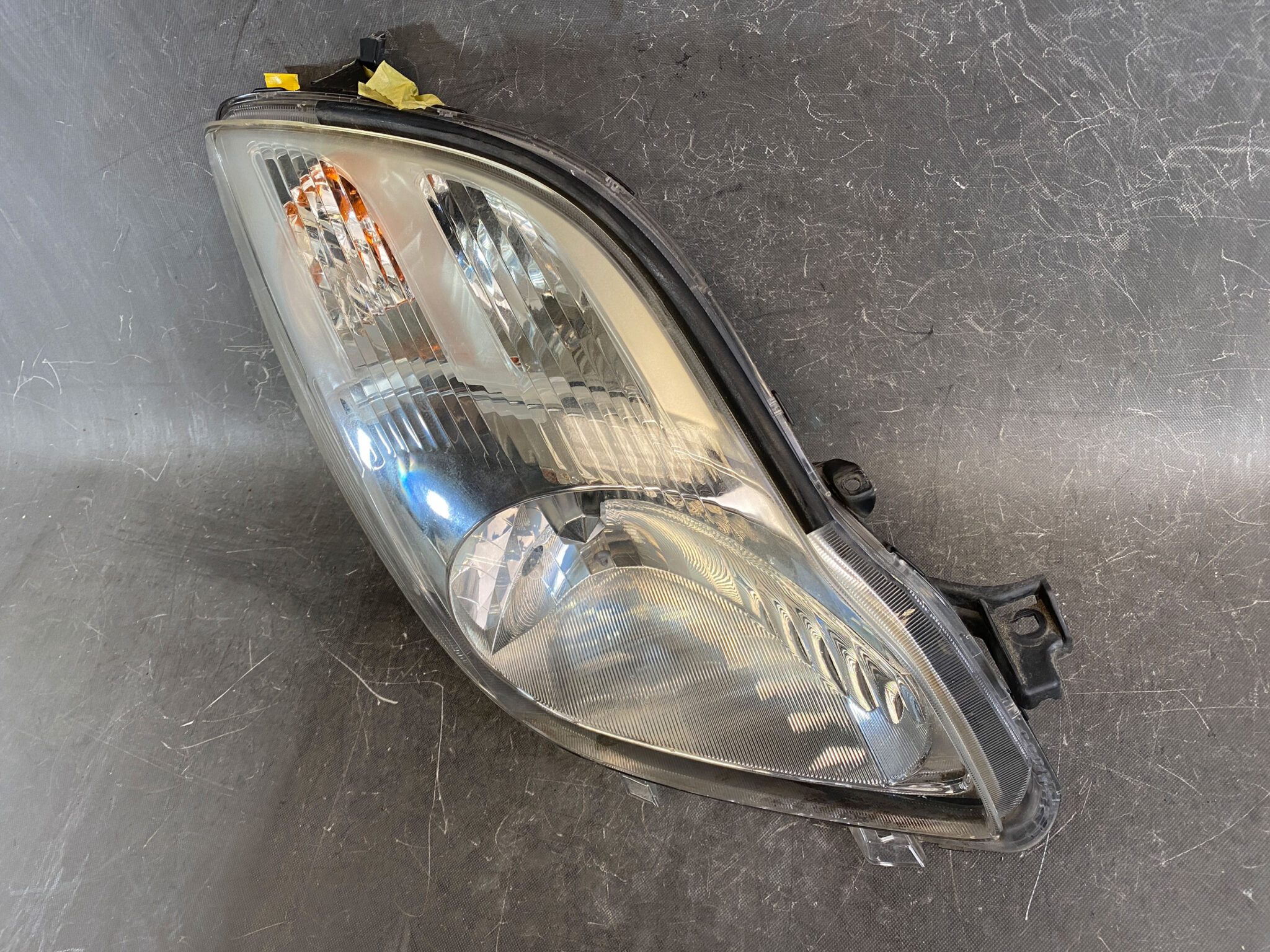 TOYOTA VITZ YARIS SCP90 KSP90 NCP90 NCP91 NCP95 HID Headlight 52-183 ...