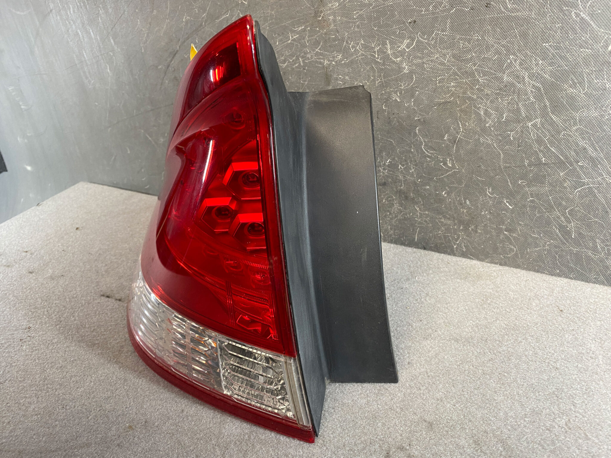 HONDA INSIGHT ZE2 ZE3 Taillight / KOITO 220-22875 / Left Side x1 » NZ ...