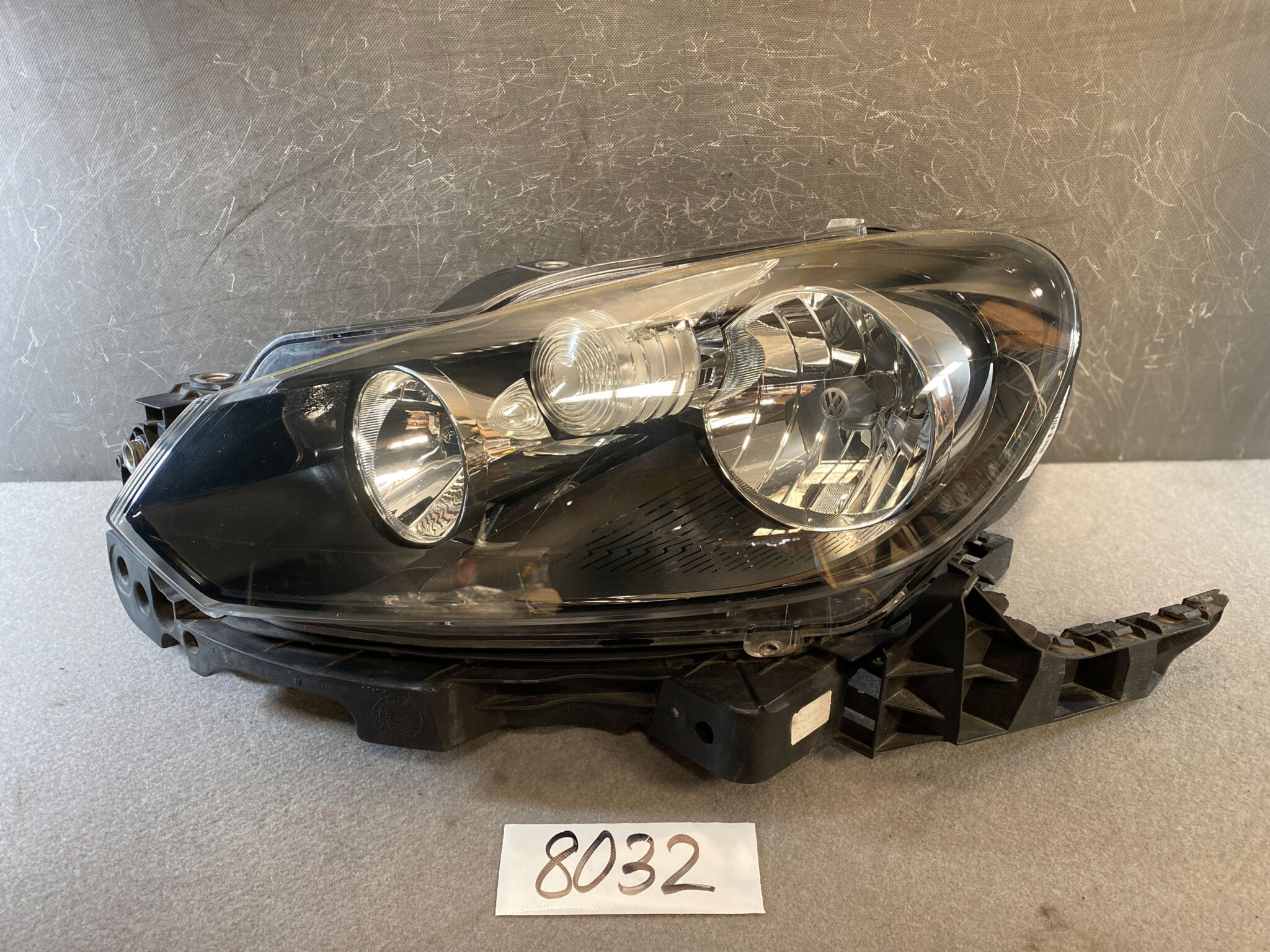 VOLKSWAGEN GOLF 6 MK6 GEN 6 5K1 Genuine Headlight 5K2 941 005 / Left ...