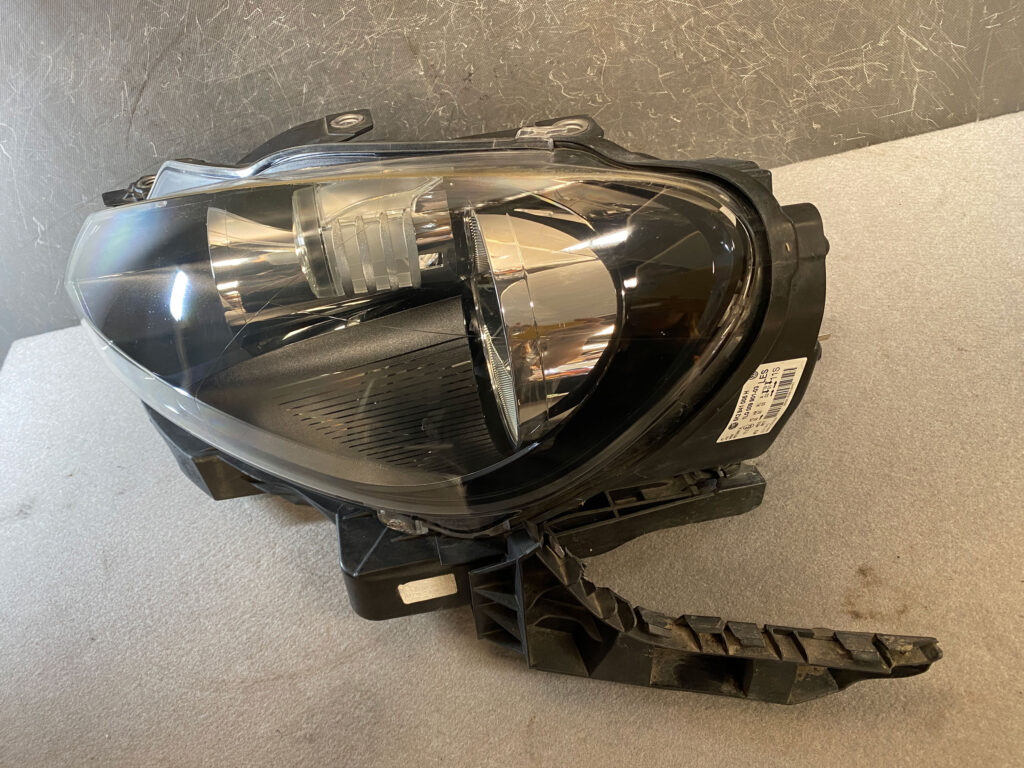 VOLKSWAGEN GOLF 6 MK6 GEN 6 5K1 Genuine Headlight 5K2 941 005 / Left ...
