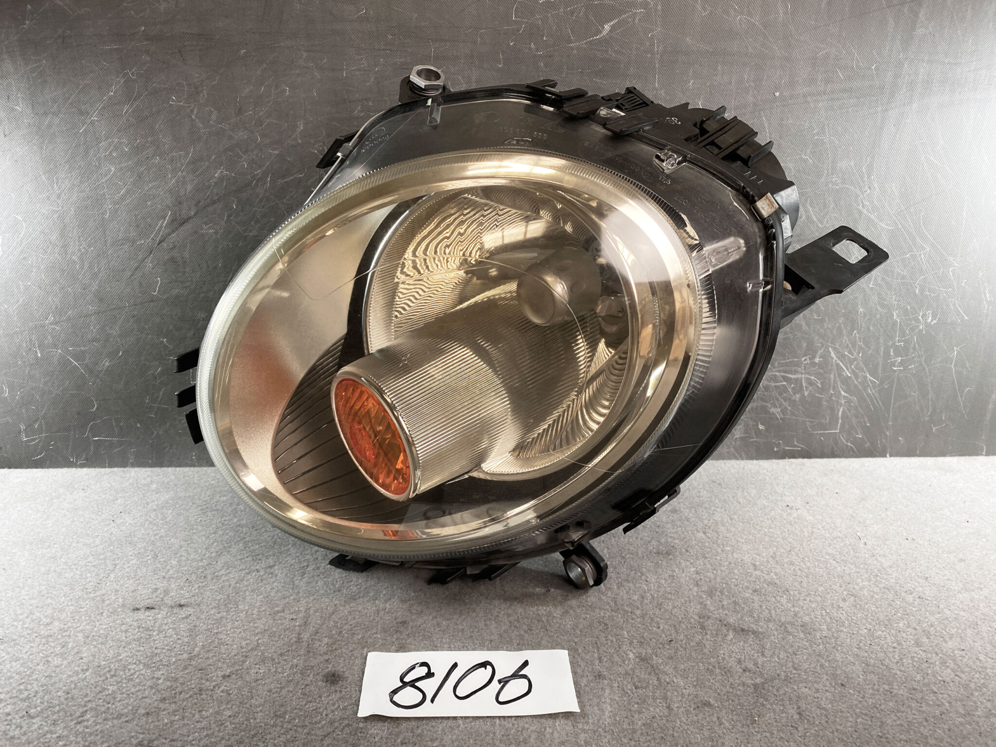 BMW MINI COOPER GEN2 R55 R56 R57 Genuine Headlight 0301225701 Left Side ...