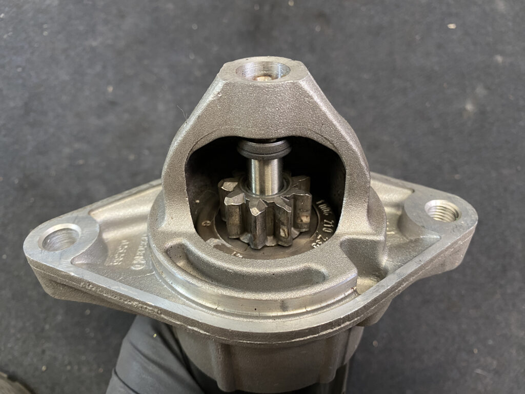 TOYOTA Genuine Starter Motor AVEVSIS 3ZR-FAE 28100-0T030-C / 0 001 107 ...