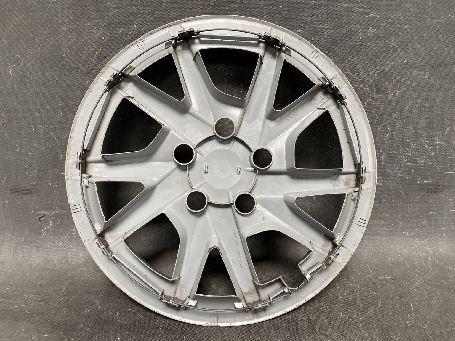 TOYOTA Prius Alpha ZVW40 ZVW41 Genuine 16inch WHEEL CAP / HUB CAP 42602 ...