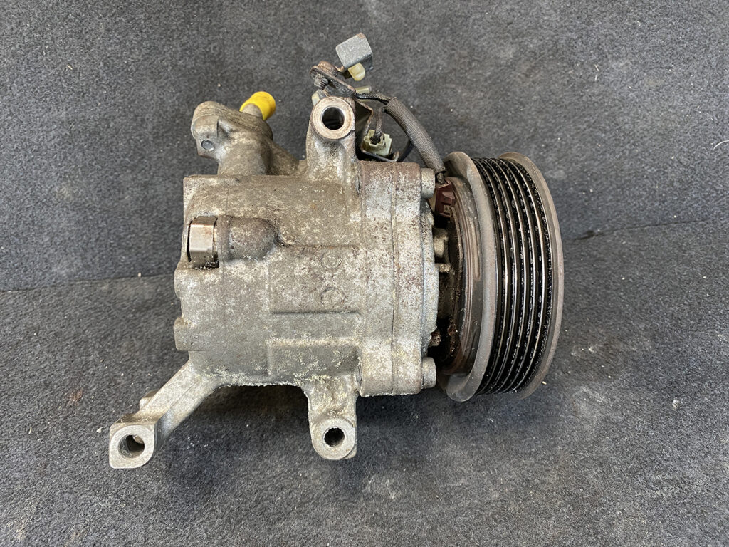 Genuine AC COMPRESSOR TOYOTA PASSO KGC30 DAIHATSU BOON / 447280-3150 / ...