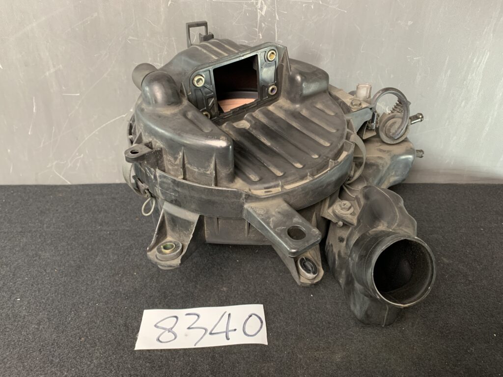TOYOTA HILUX SURF 130 N130 Genuine Air Cleaner Intake Box Air Filter ...