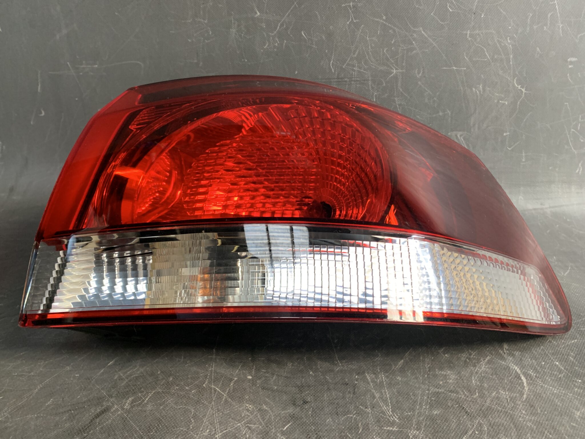 Volkswagen VW Golf 6 MK6 Genuine Taillight 5K0 945 096 M Right Side x1 ...