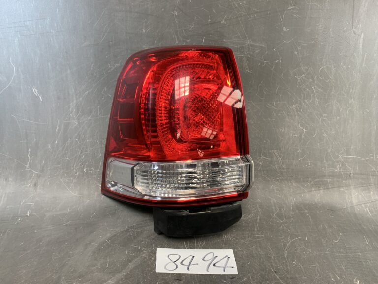 TOYOTA LandCruiser 200 Series UZJ200 URJ202 Genuine LED Taillight 60 ...