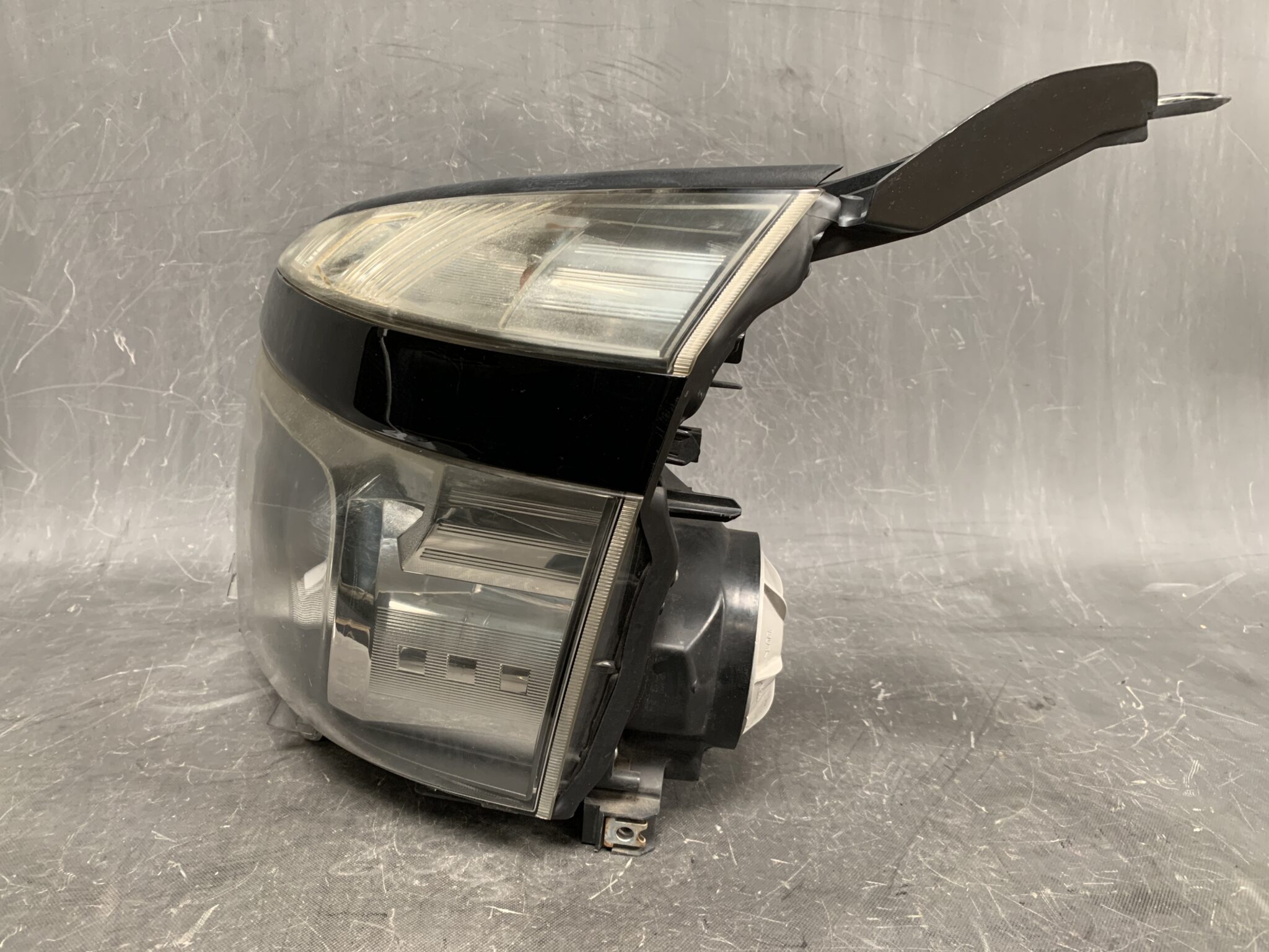 TOYOTA NOAH VOXY ZRR70 ZRR75 HID Headlight 28-224 Left Side x1 » NZ$751 ...