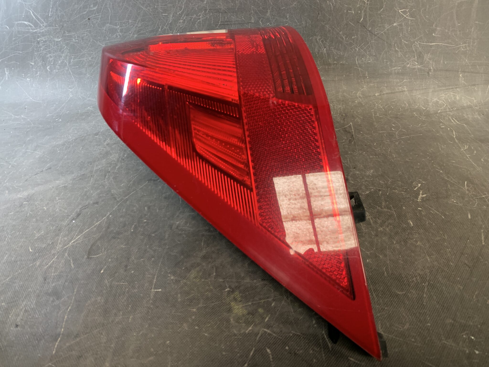 Volvo S60 Genuine Taillight 30796267 Right Side x1 » JDM-PARTS NZ