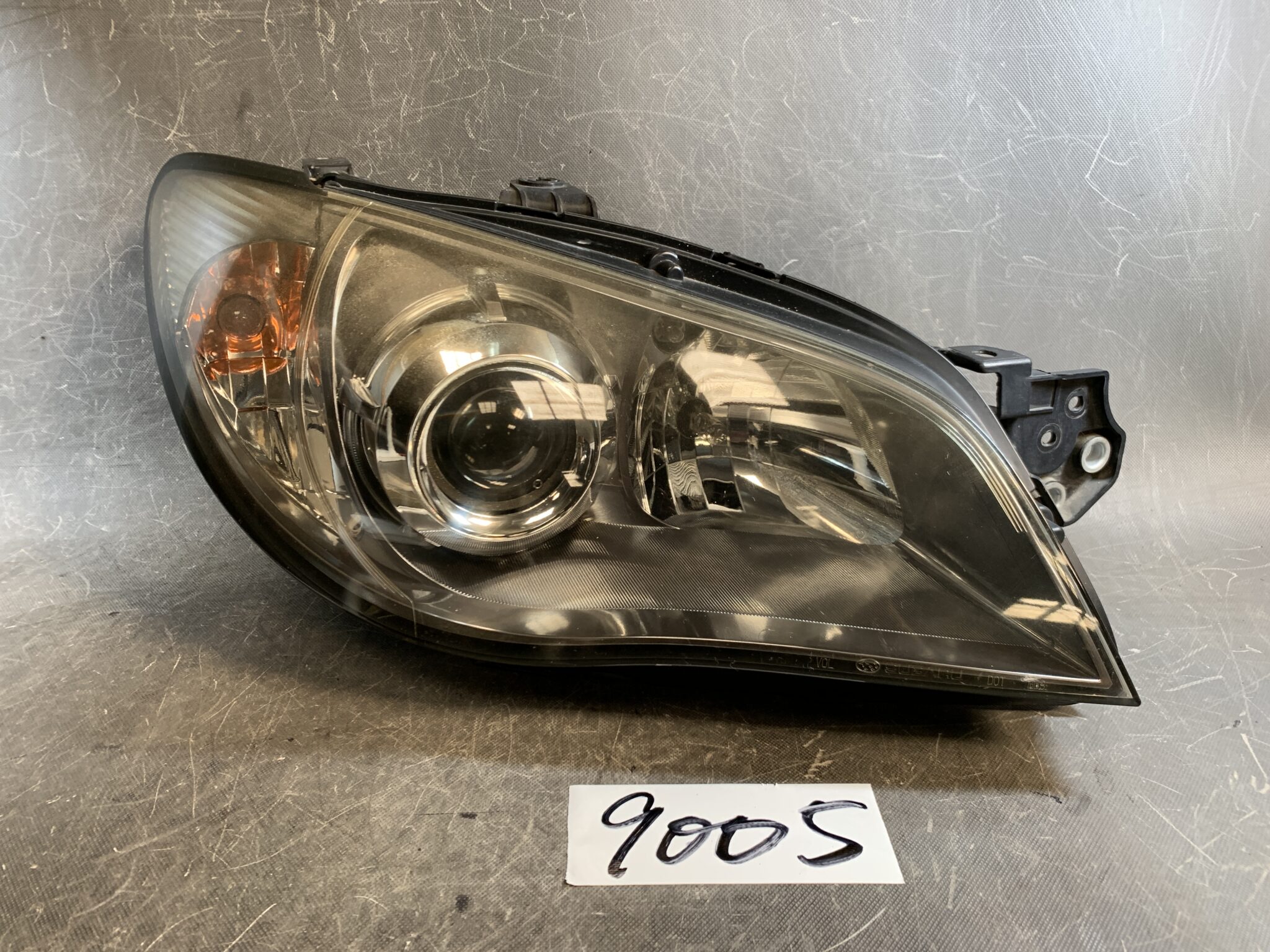 Subaru Impreza WRX GG GD Headlight 1770 Right Side x1 » JDM-PARTS NZ