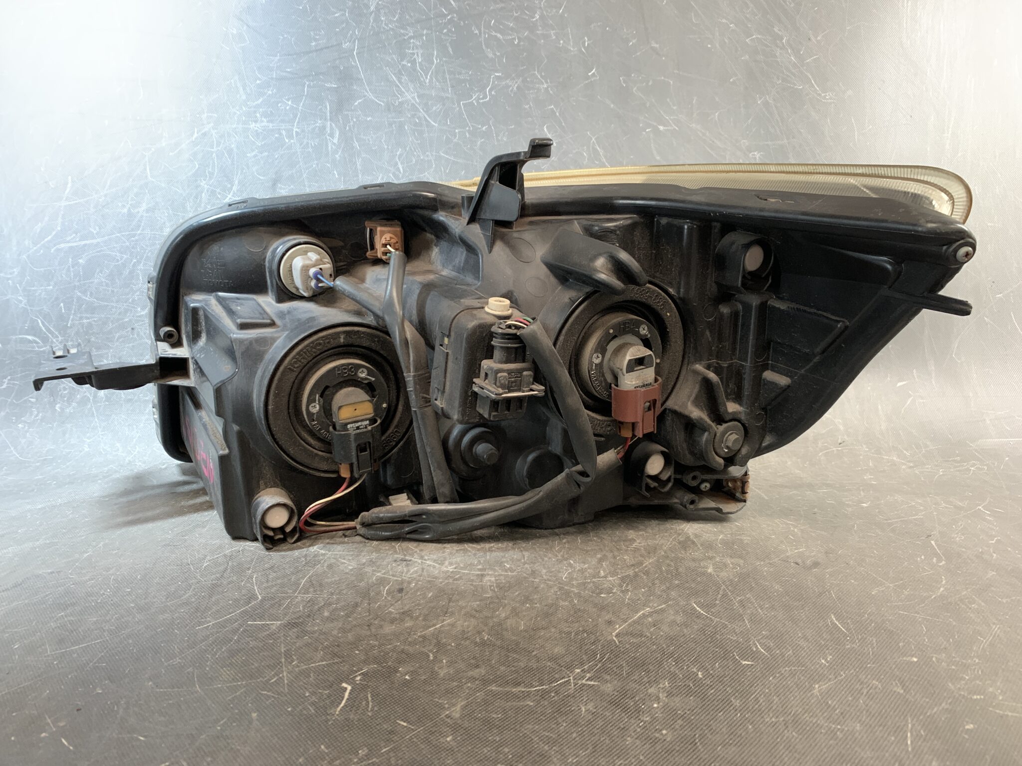 TOYOTA COROLLA RUMION Headlight 12-539 Right Side x1 » JDM-PARTS NZ