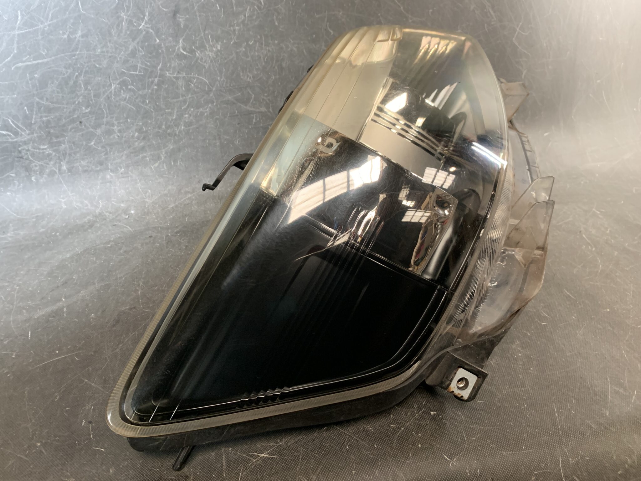 TOYOTA COROLLA RUMION Headlight 12-539 Right Side x1 » JDM-PARTS NZ