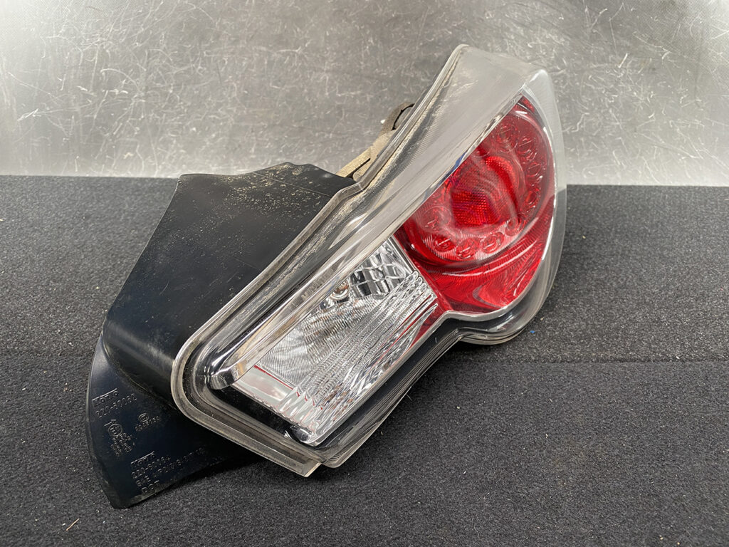 TOYOTA 86 GT86 SUBARU BRZ Taillight 220-60082 220-60084 RIGHT Side x1 ...