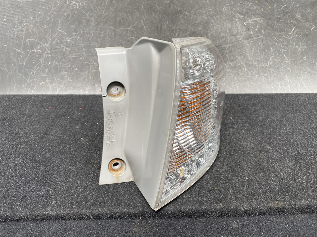 SUBARU IMPREZA GE GH GR GV Taillight 220-20024 Right Side x1 *DAMAGED ...