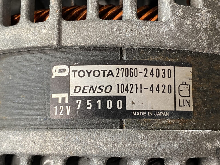 Genuine Alternator TOYOTA RAV4 MXAA52 MXAA54 M20A / 27060-24030 / ...