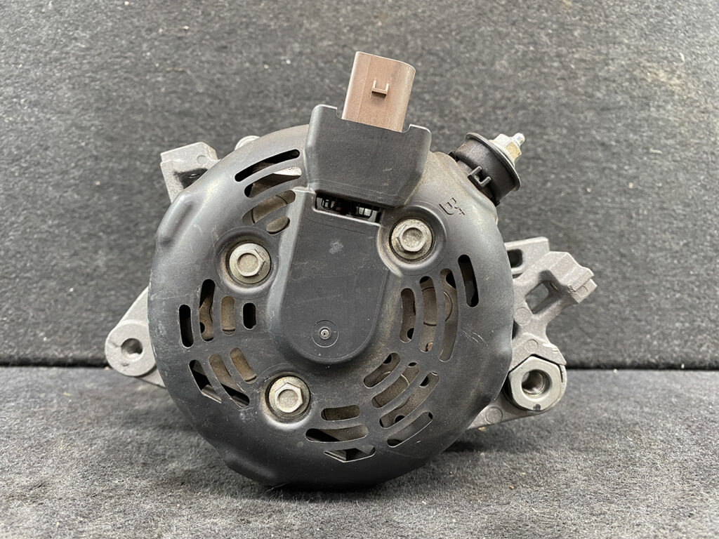 Genuine Alternator TOYOTA Vitz SIENTA SPADE 1NR 2NR/ 27060-47270 / ...